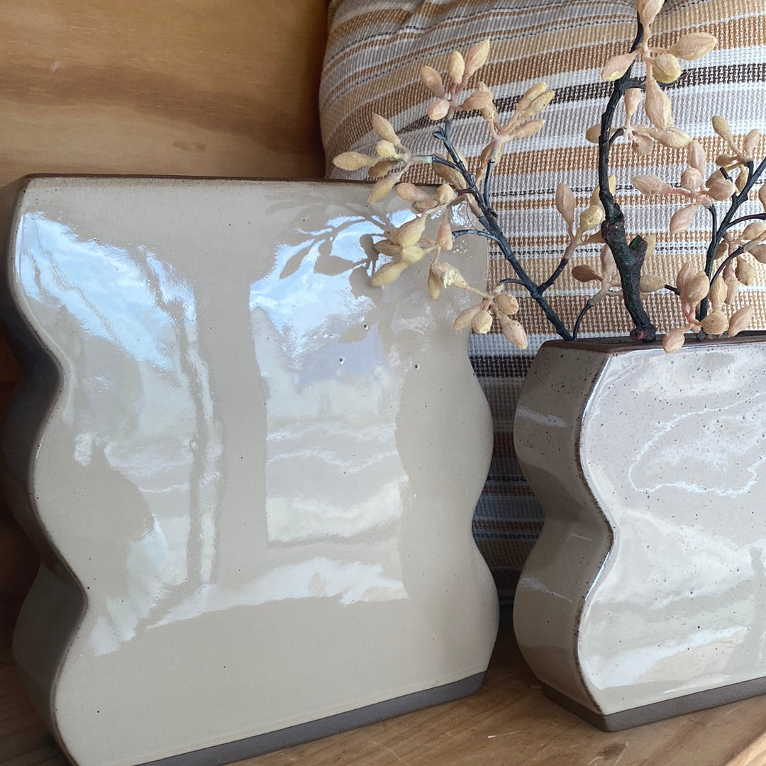 Wavy Vase – Coastal Road